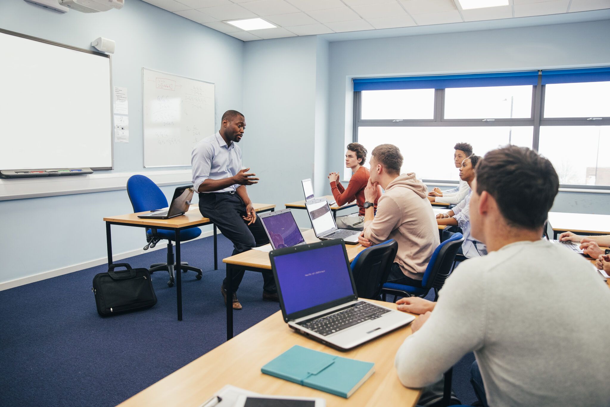 Applying for your first leadership role in FE - jobs.ac.uk